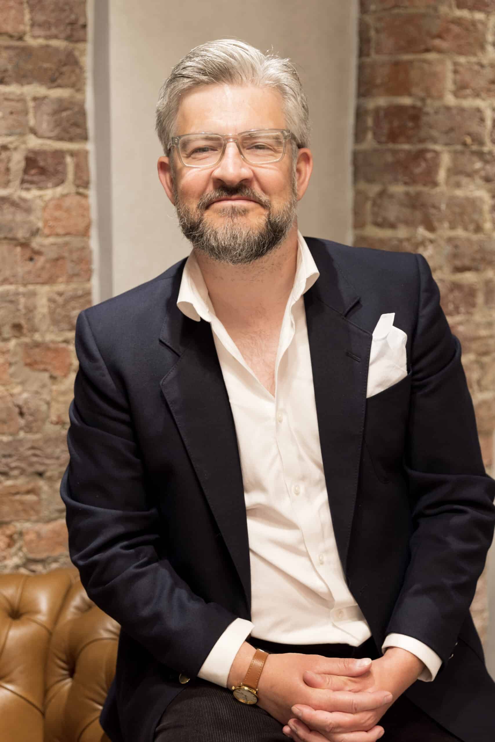 Simon Dancer - Institute of Economic Development